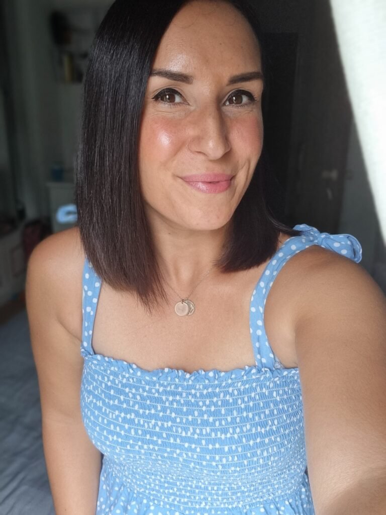 Mindful Moments for Self care - Emma Martin – Willow & Finn Candles